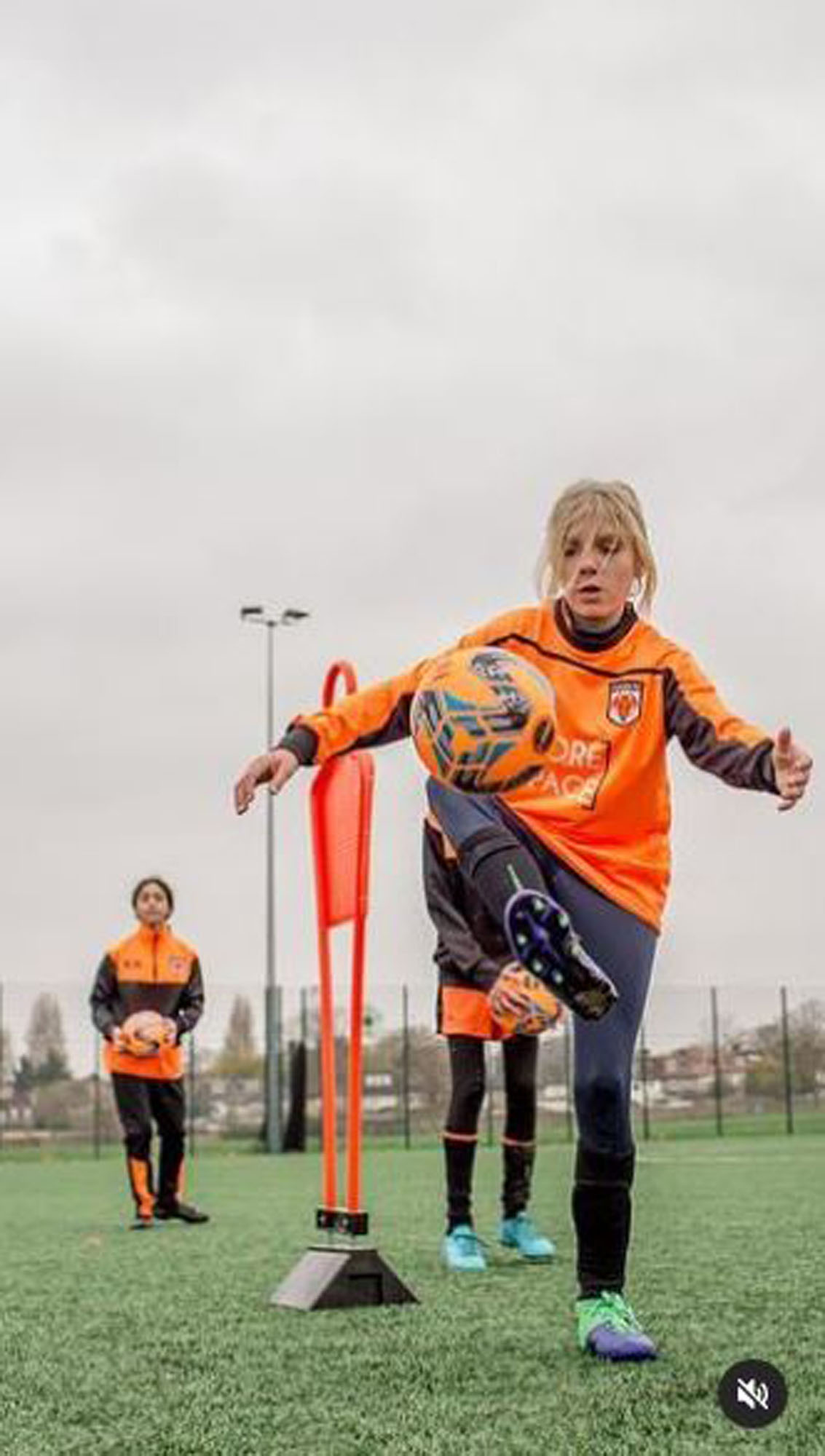 Chiswick Football: Foxes FC - Learning To Play The Beautiful Game ...
